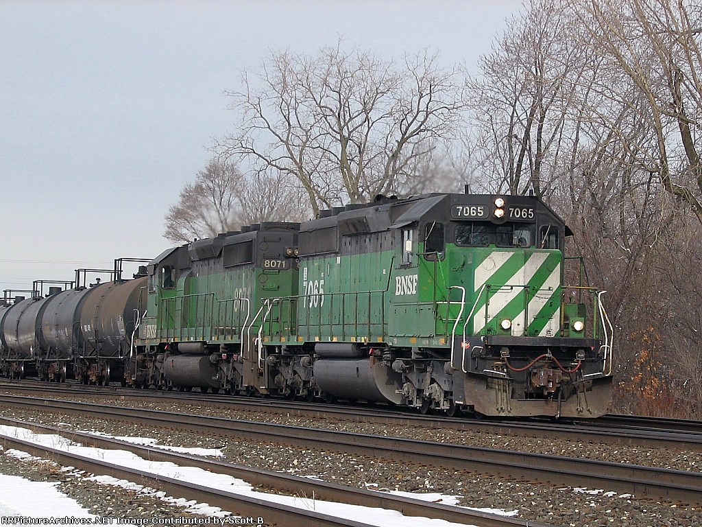 BNSF 7065 32G